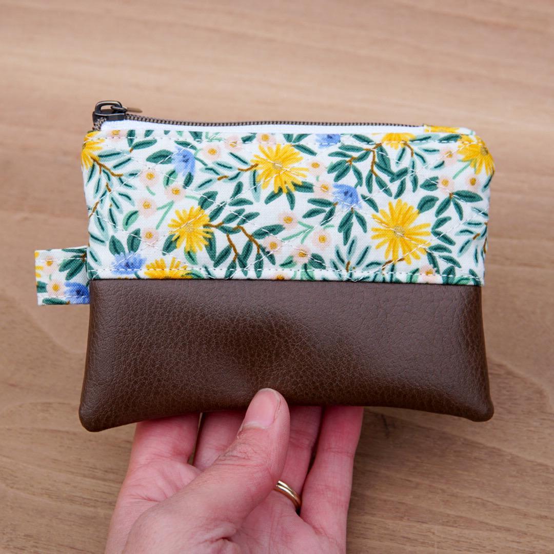 Everyday Stylish Change Pouch PDF Pattern – Milk & Honey Quilt Co